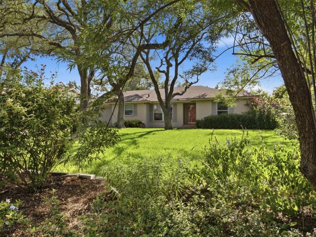13523 Briar Hollow Dr