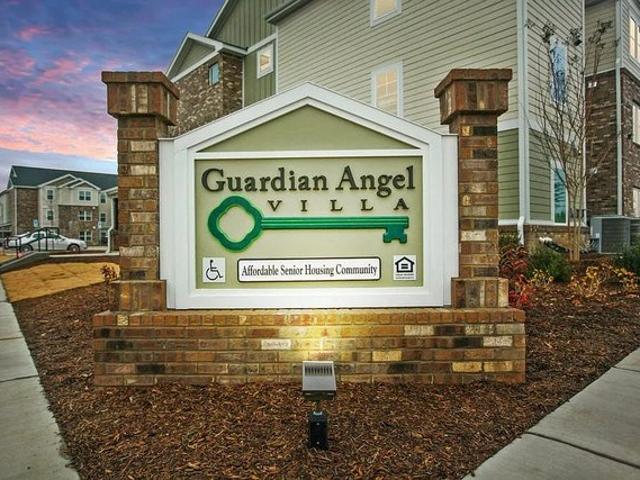13520 Guardian Angel Ln, Charlotte, NC 28273