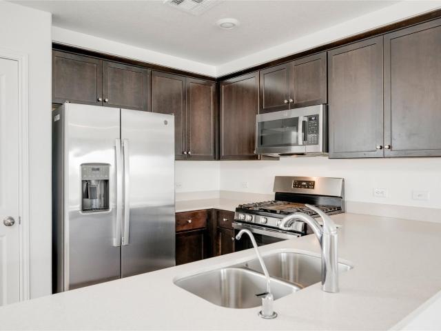 13520 Knights Branch Dr