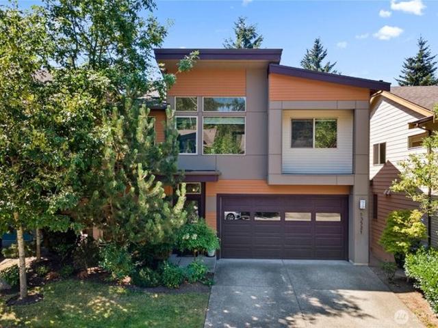 13521 SE 81st Pl, Newcastle, WA 98059