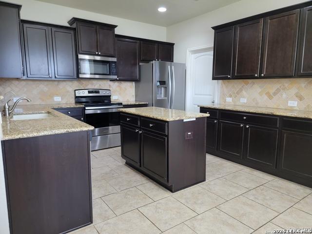 13524 Ashmont
