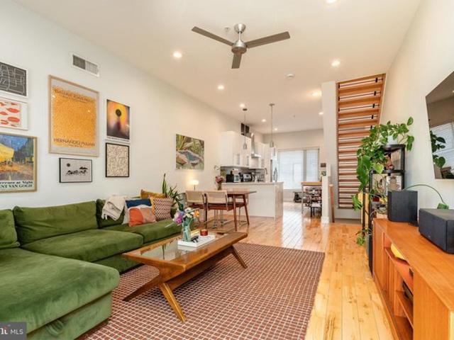 1352 N Palethorp St, Philadelphia, PA 19122