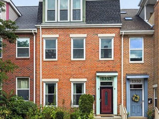 1352 Federal St, Pittsburgh, PA 15212