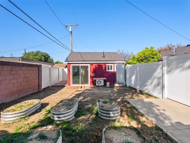 1352 W Porter Ave, Unit A, Fullerton, CA 92833 | MLS #OC26063 | Compass