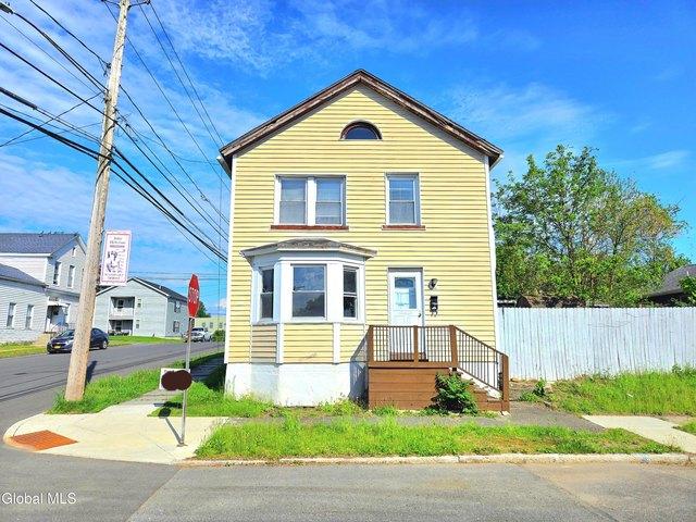 1352 7th Ave, Watervliet, NY 12189