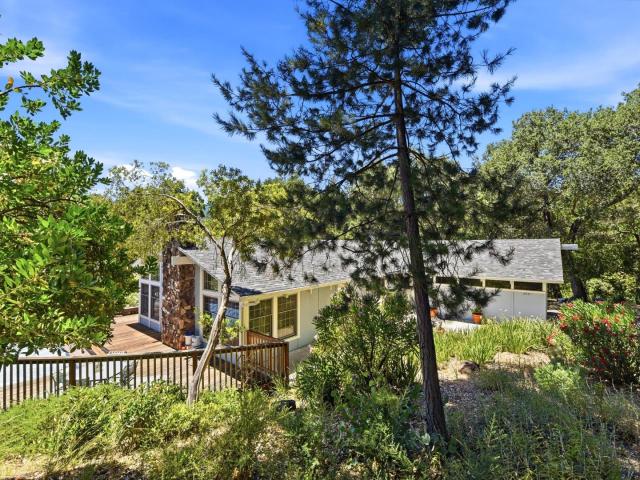 13531 Old Oak Way