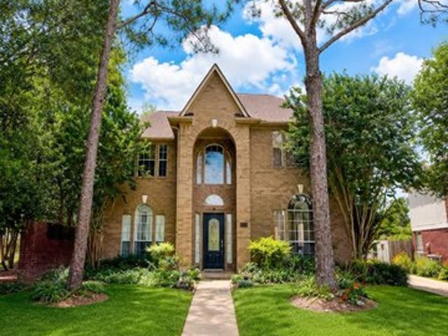 13538 Shadow Falls Ct, Houston, TX 77059