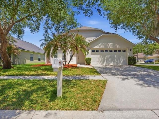 1353 Crimson Clover Ln, Wesley Chapel, FL 33543