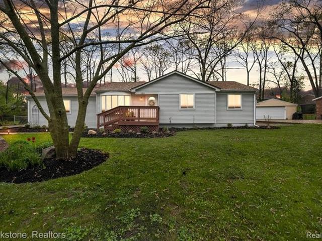 1353 Delta Rd, Walled Lake, MI 48390