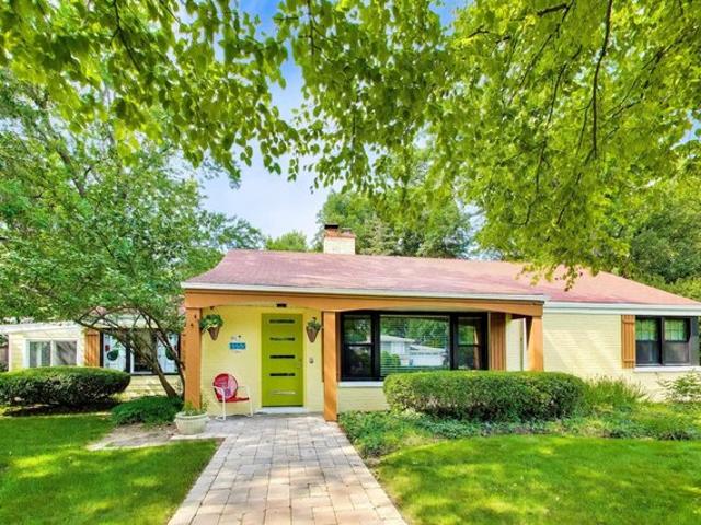 1353 Golf Ave, Highland Park, IL 60035