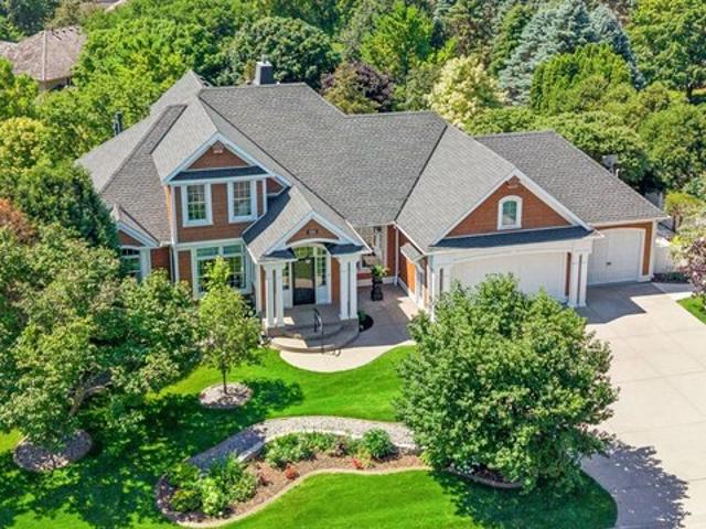 1353 High Point Ct, Hastings, MN 55033
