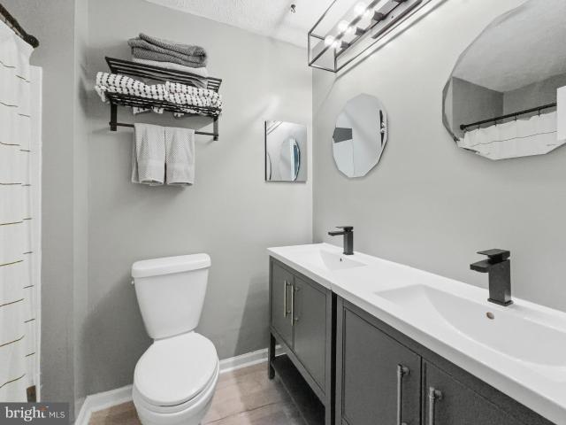 1353 Lakeview Pkwy, Locust Grove, VA 22508 | MLS #VAOR2014