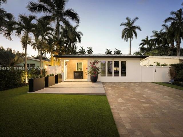 1353 Van Buren St, Hollywood, FL 33019