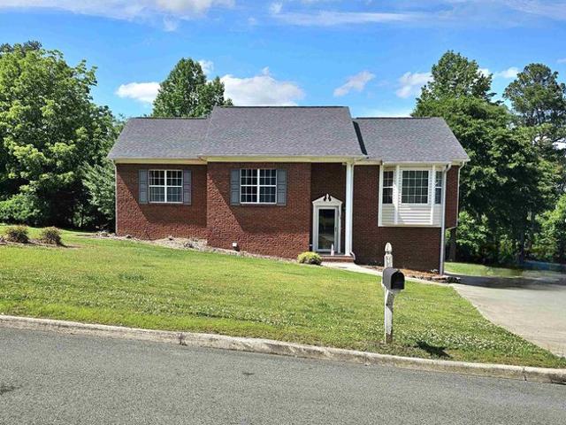 1353 4th St SE, Cullman, AL 35055