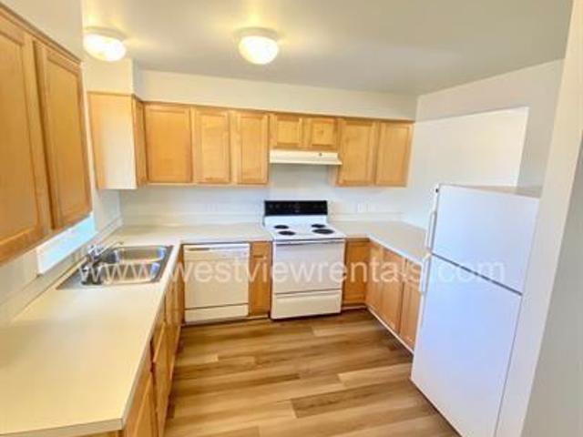 135 & 139 Prince Ave – Benjamin Court 2 Bedroom Apartment for Rent at 135 Prince Ave, Bellingham, WA 98226 Meridian