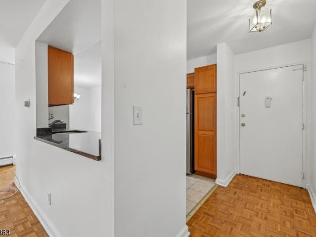 135 167 S Maple Ave # 137D