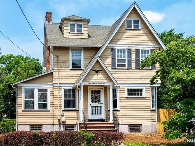 135 Colfax Ave, Roselle Park, NJ 07204