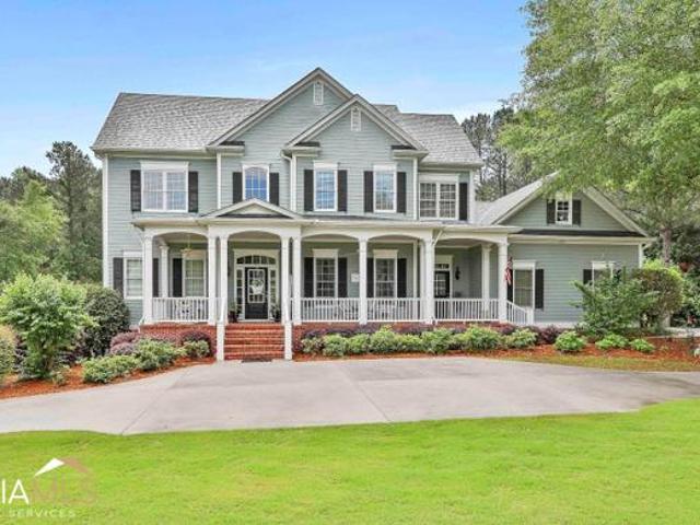 135 Compton Dr, Fayetteville, GA 30215