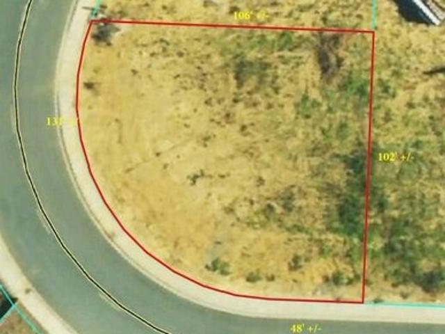 135 Cabernet Cir, Cave Junction, OR 97523