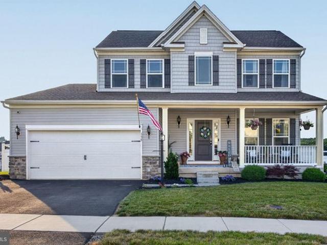 135 Champions Dr, York Haven, PA 17370
