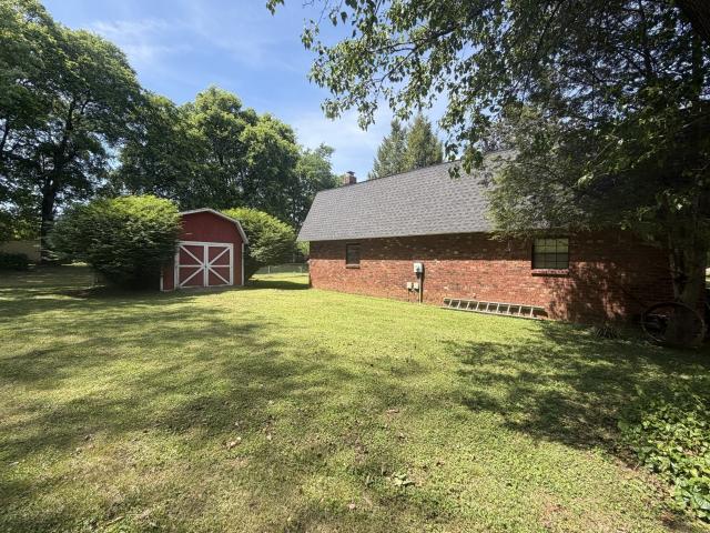 135 Cross Ct