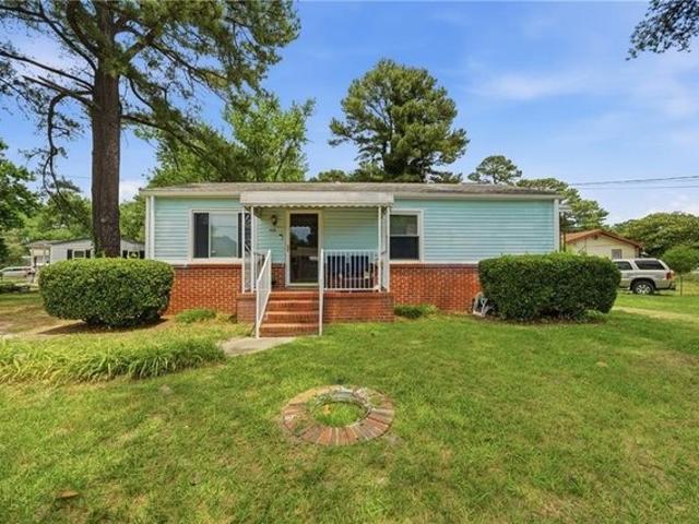 135 Allard Rd, Portsmouth, VA 23701
