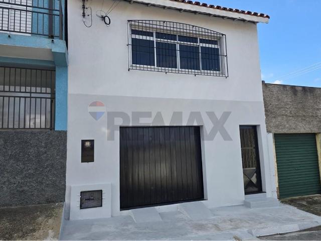 135 Área Útil Casa Alugar, 2 Dormitórios localizado em Rua das Açucenas, 298, Parque Brasil, Bragança Paulista, São Paulo, 12906050 | Brasil