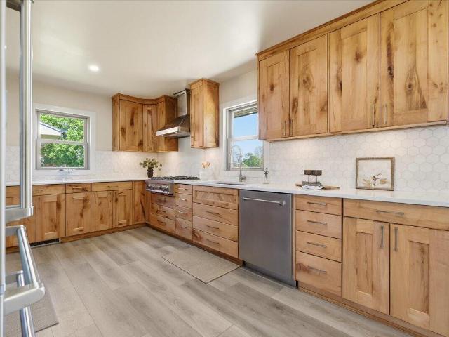 135 Arlington Avenue