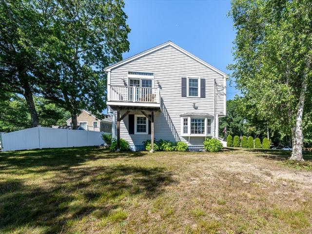 135 Baxter Ave