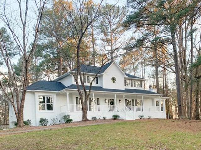 135 Baron Dr, Chelsea, AL 35043