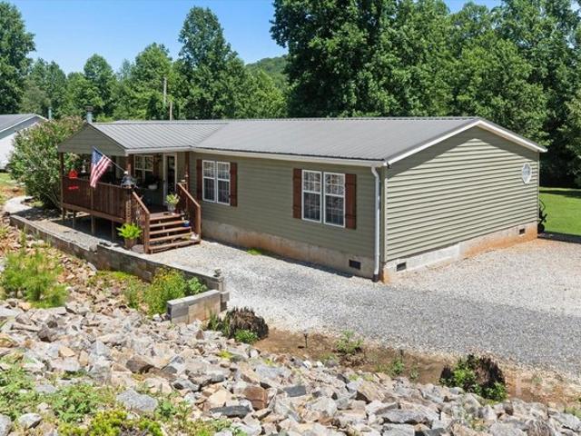 135 Basswood Dr, Nebo, NC 28761