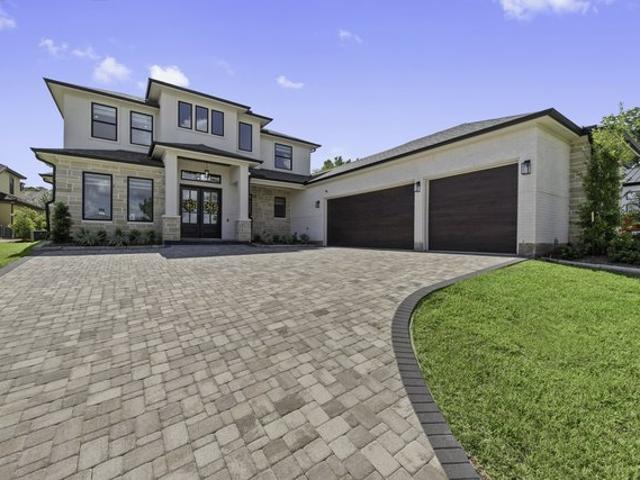 135 Bentwater Bay Dr, Montgomery, TX 77356
