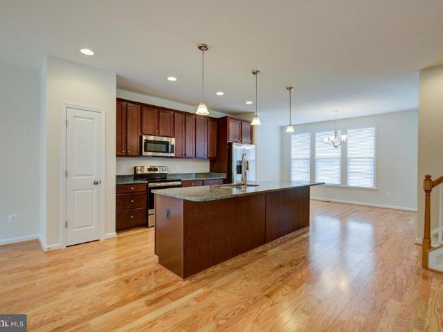 135 Biscane Ct