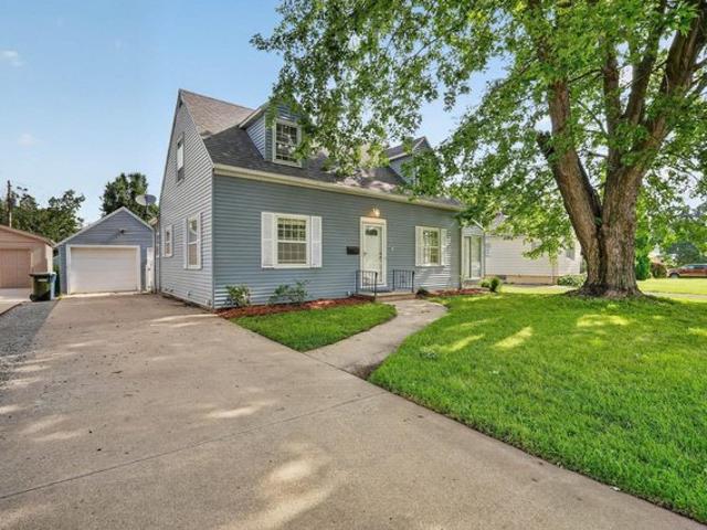 135 Byron Ave, Waterloo, IA 50702