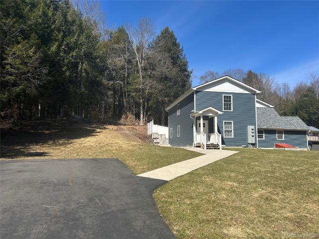 135 Gale Road upstairs