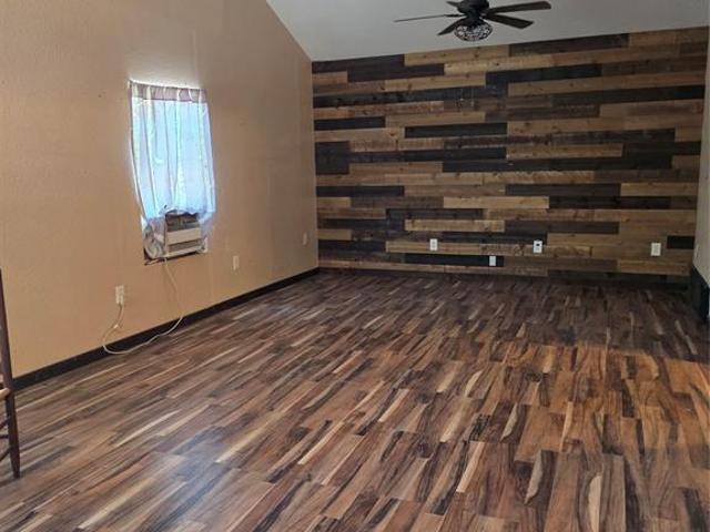 135 Giant Cedar Drive