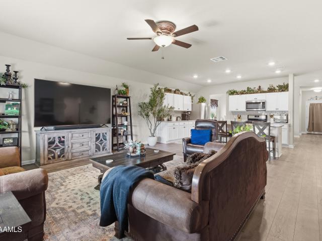 135 Grace View Dr, Lafayette, LA 70506 | MLS #RA2500005