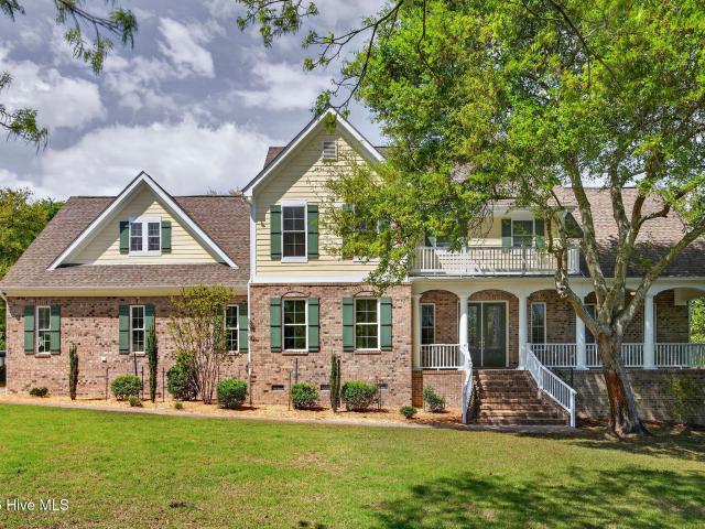 135 Great Oak Drive