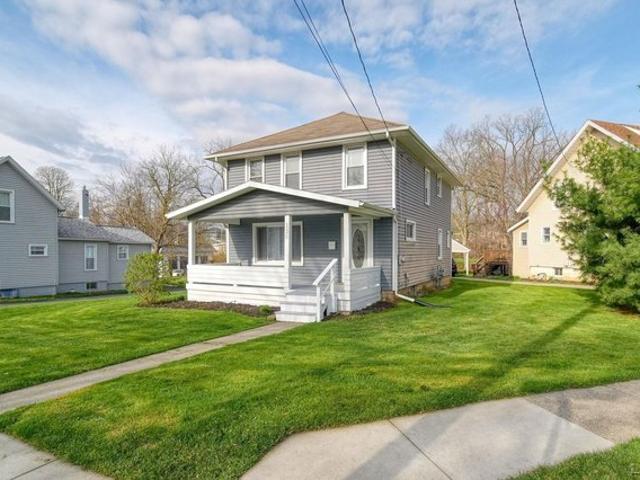 135 Greenly St, Adrian, MI 49221
