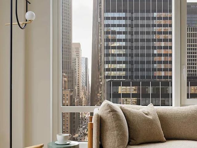 135 E 47TH Street 18G