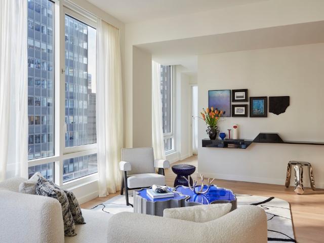 135 E 47TH Street 21D
