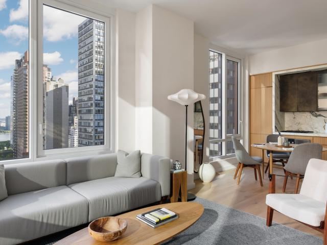 135 E 47TH Street 27B