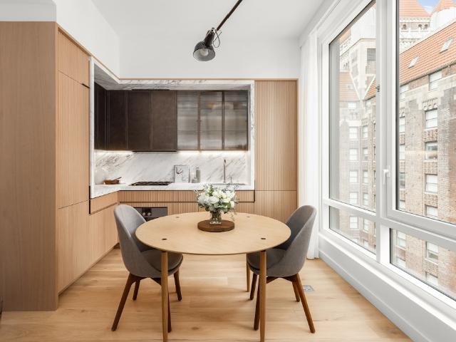 135 E 47TH Street 26E