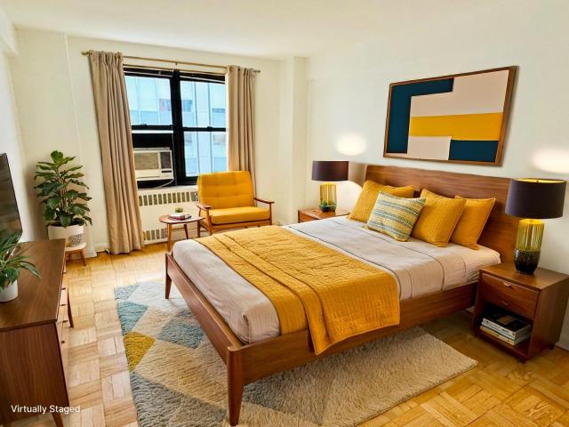 135 E 54th Street 7 M