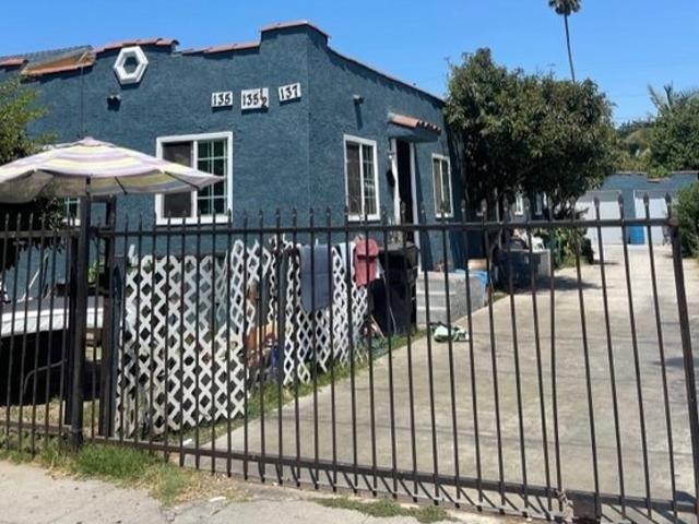 135 E 77th St, Los Angeles, CA 90003