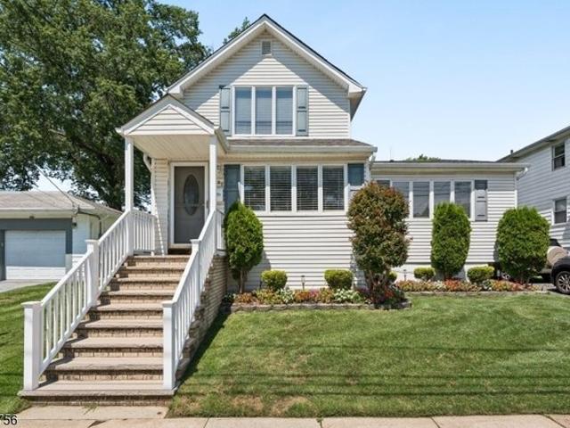 135 E 11th St, Linden, NJ 07036