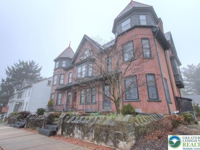 135 E Wall St, Bethlehem, PA 18018
