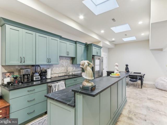 135 E Allen St, Philadelphia, PA 19125 | MLS #PAPH2538