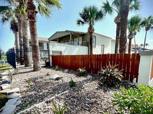 135 E Bahama St, South Padre Island, TX