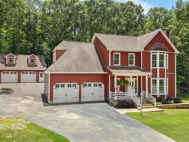 135 E Clinton Dr SW, Rome, GA 30165